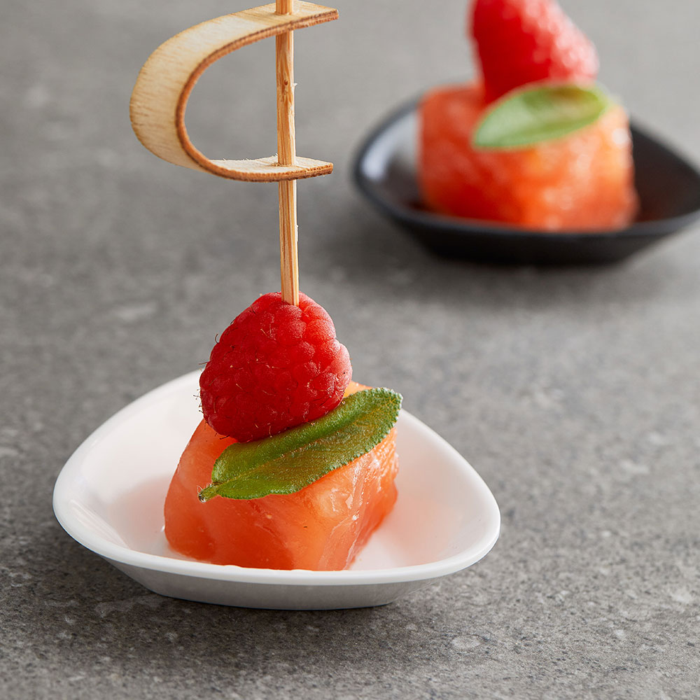 Leone Triangle Plate 6.9X1.5 White - Soteriou Professional